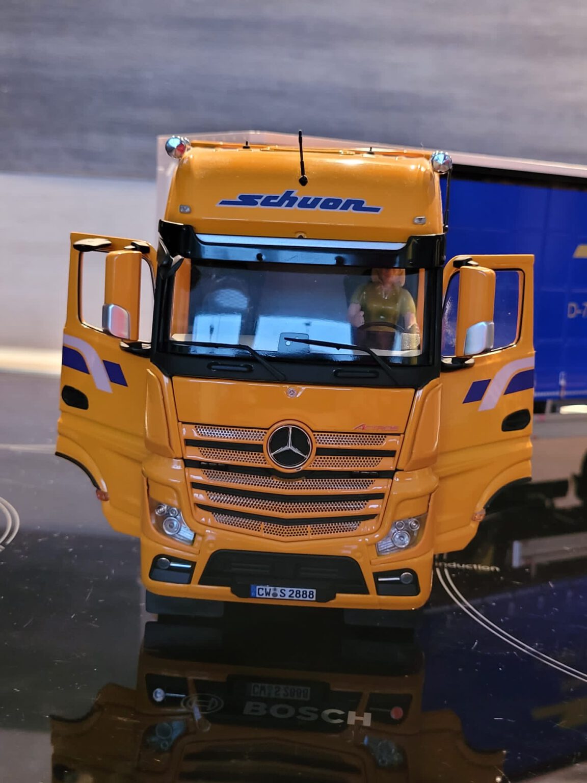 Schuon Spedition Actros – Pyrmonty Design Decals